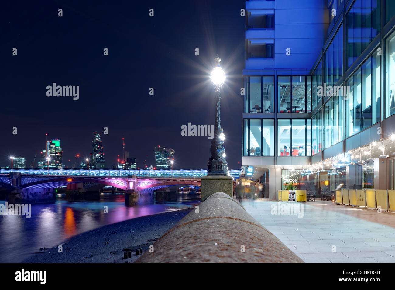 London River Thames night capture Stock Photo - Alamy