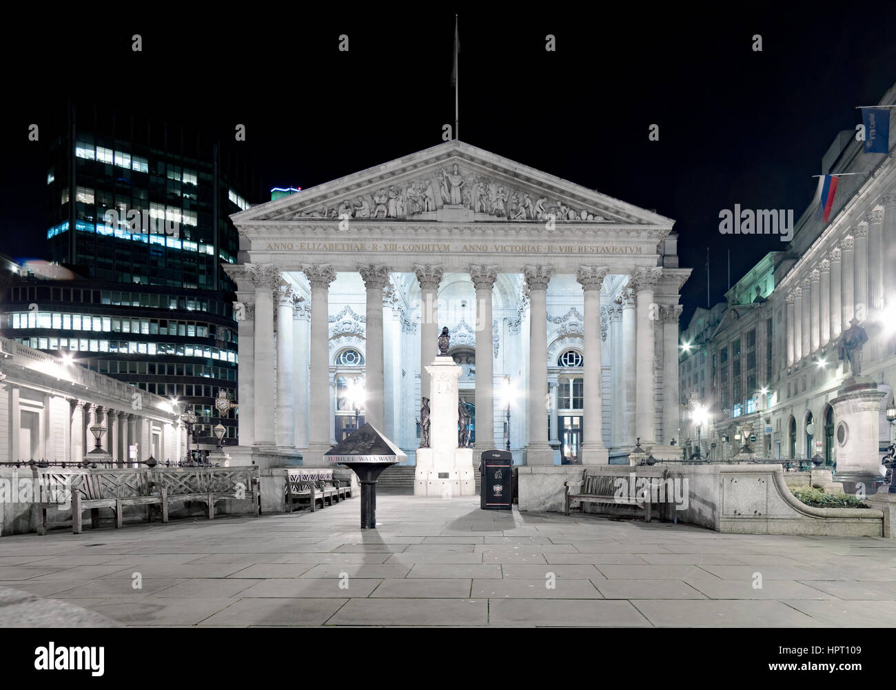 The City of London financial district Stock Photo - Alamy