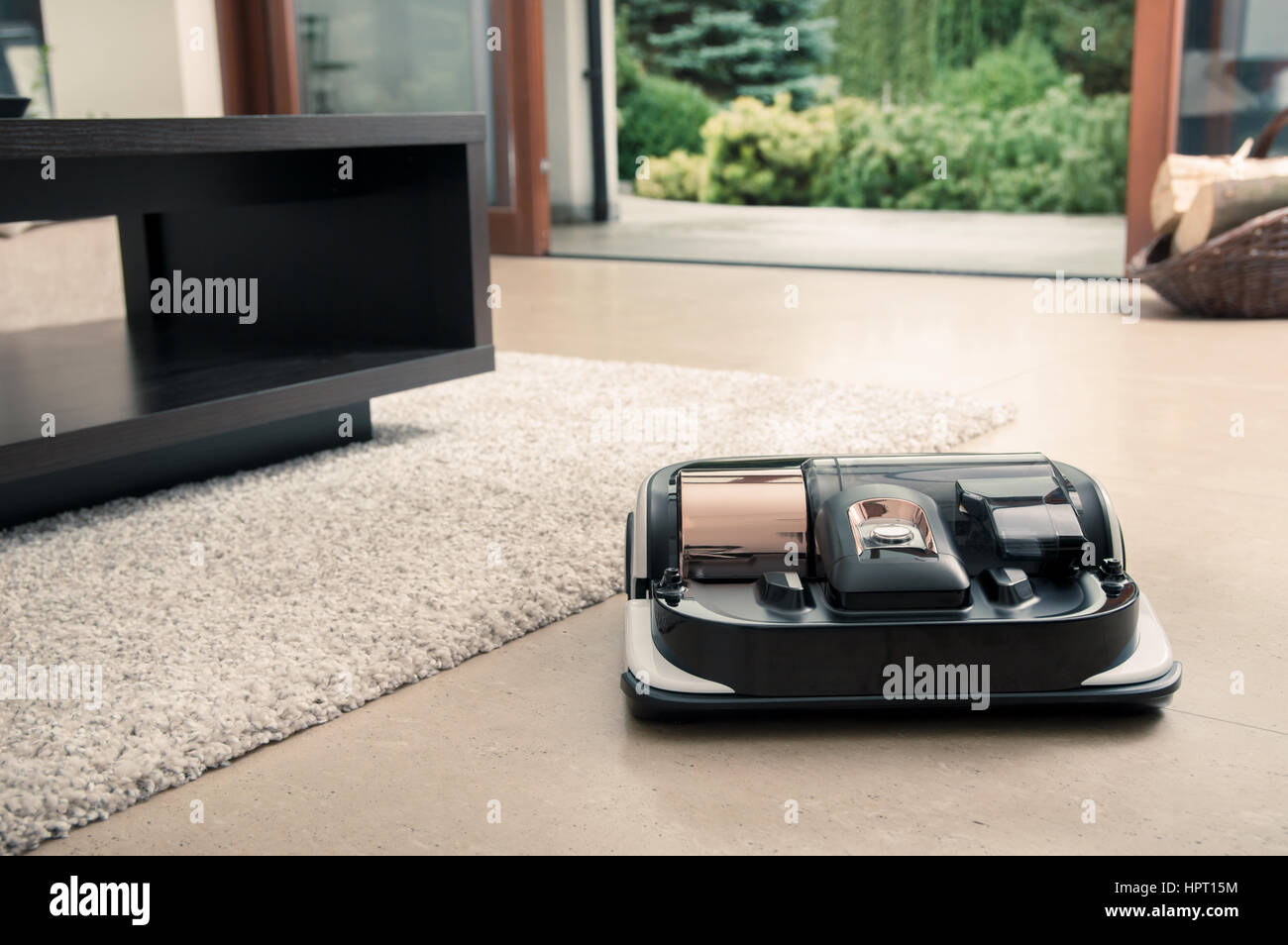 Robot vacuum hi-res stock photography and images - Alamy