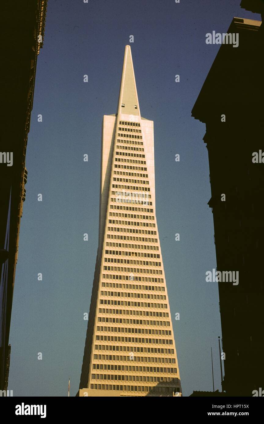 View of the Transamerica Pyramid building, as seen from between two ...