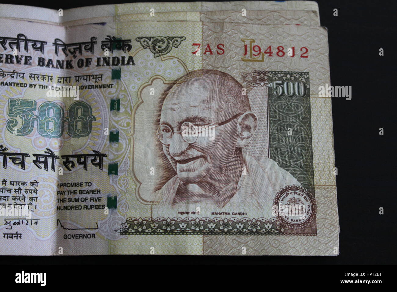 500 rupee banknote hi-res stock photography and images - Alamy