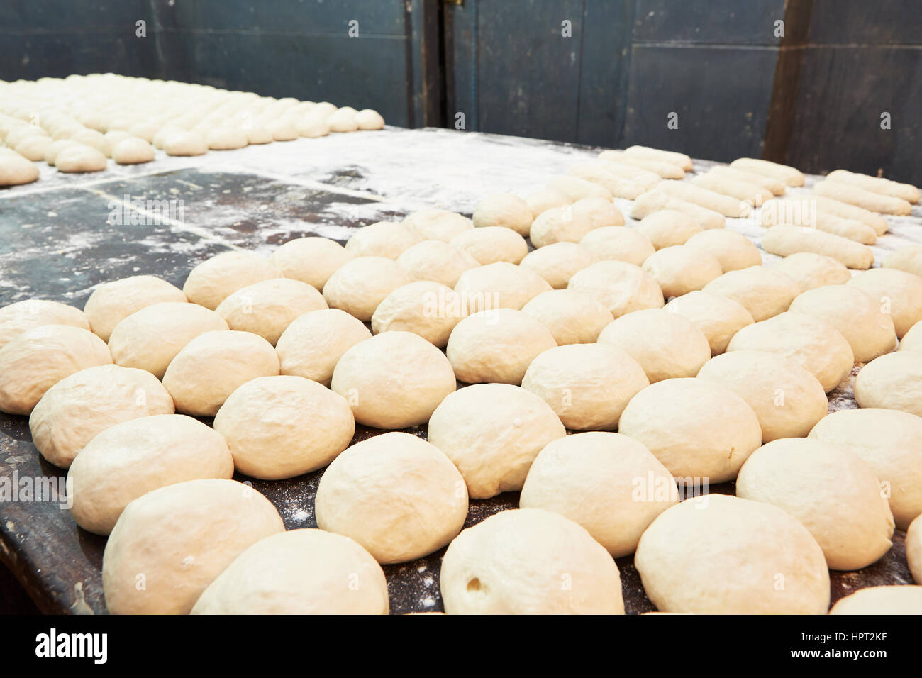 Traditional preparation of cakes in the bake shop Stock Photo - Alamy