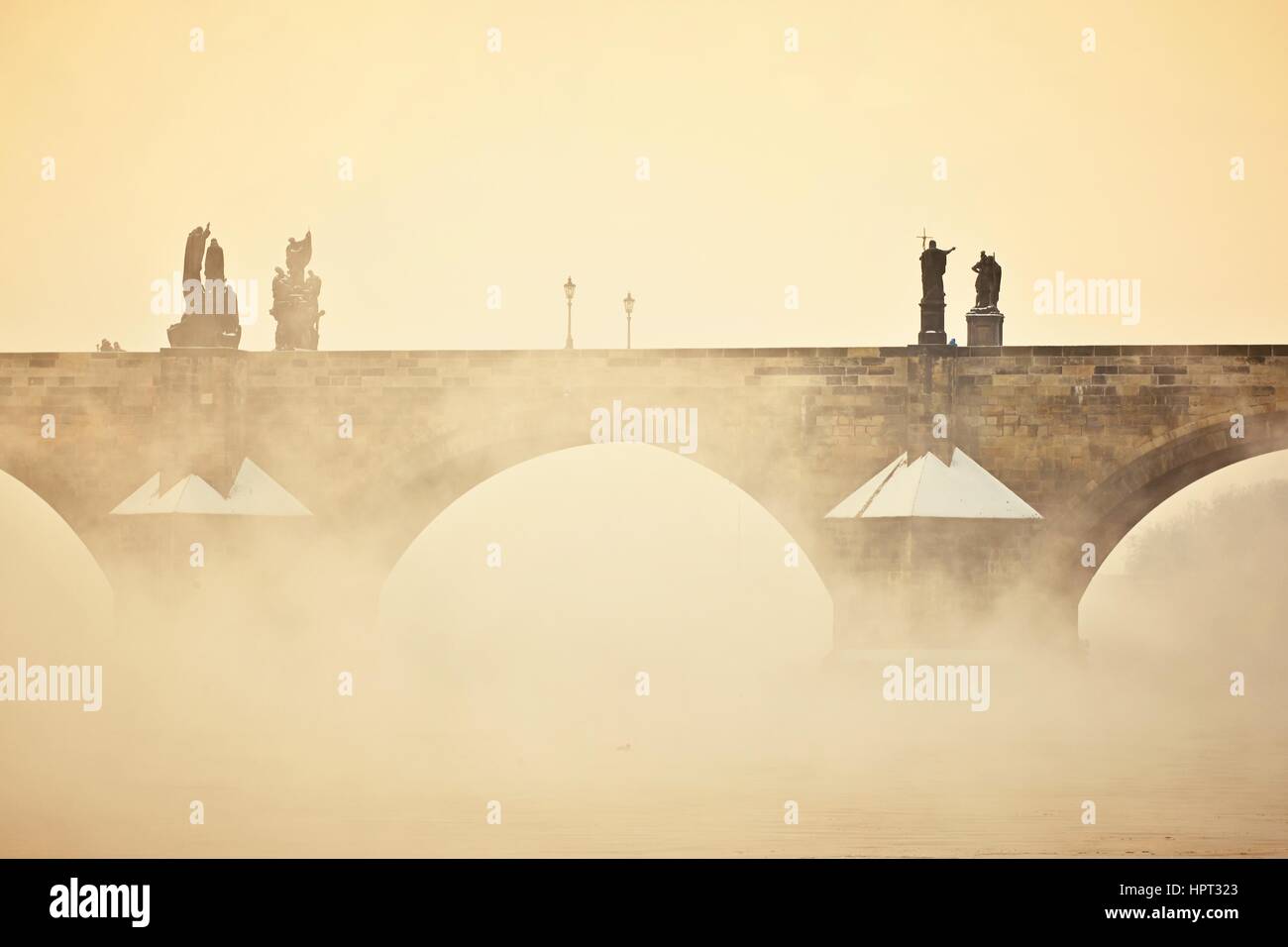 Prague bridge mist hi-res stock photography and images - Alamy