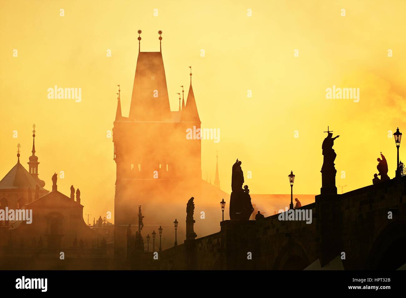 Mystery fog in sunrise. Charles bridge in Prague, Czech Republic Stock ...