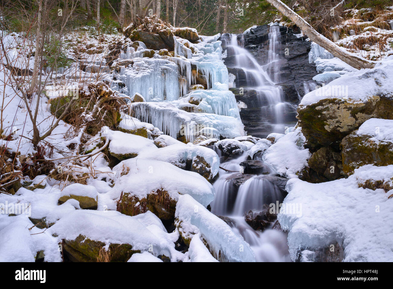 Sparkling stream cataract hi-res stock photography and images - Alamy
