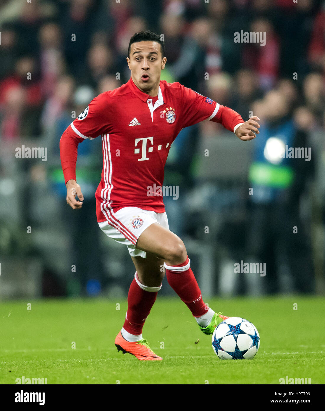 Thiago alcantara hi-res stock photography and images - Alamy