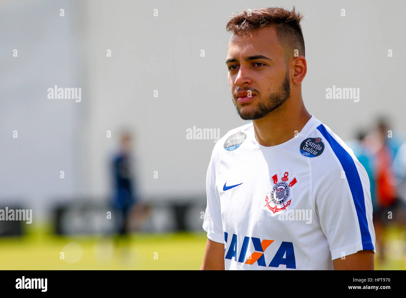 SÃO PAULO, SP - 24.02.2017: TREINO DO CORINTHIANS - Maycon during ...