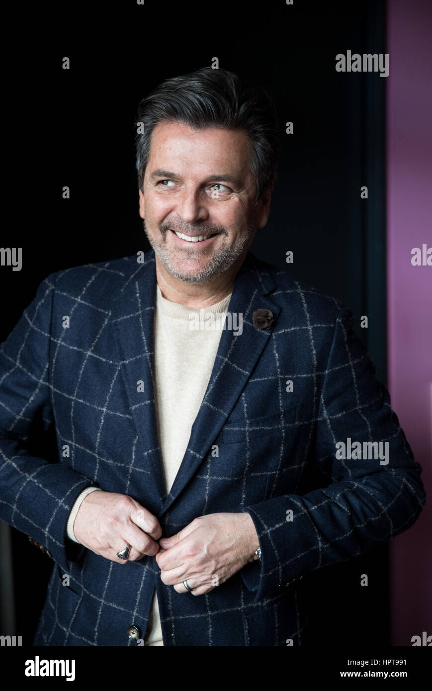 Hamburg, Germany. 21st Feb, 2017. A portrait of German singer Thomas ...