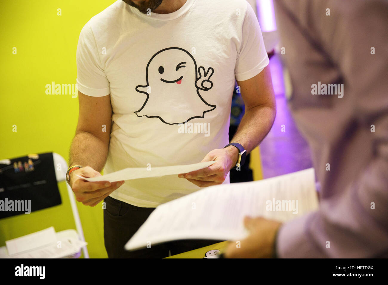 Los Angeles, CA, USA. 26th Jan, 2017. The Snapchat ghost logo is ...