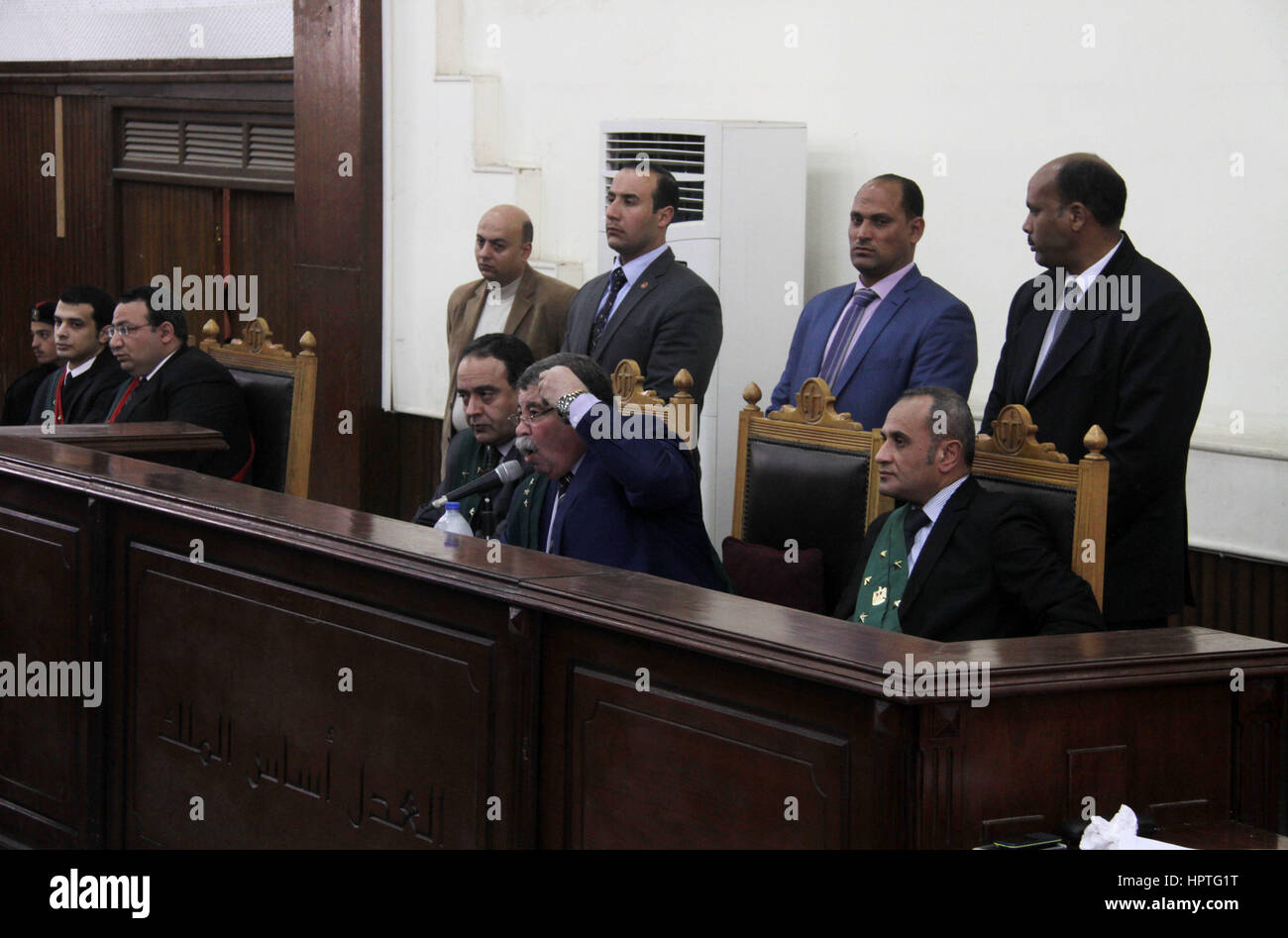 Cairo, Egypt. 24th Feb, 2017. Egyptians judges attends the trial of ...