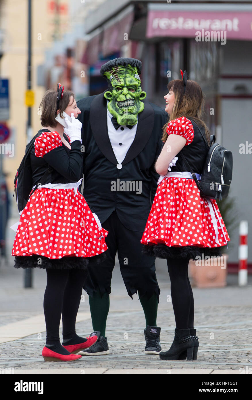 Walt disney carnival hi-res stock photography and images - Alamy