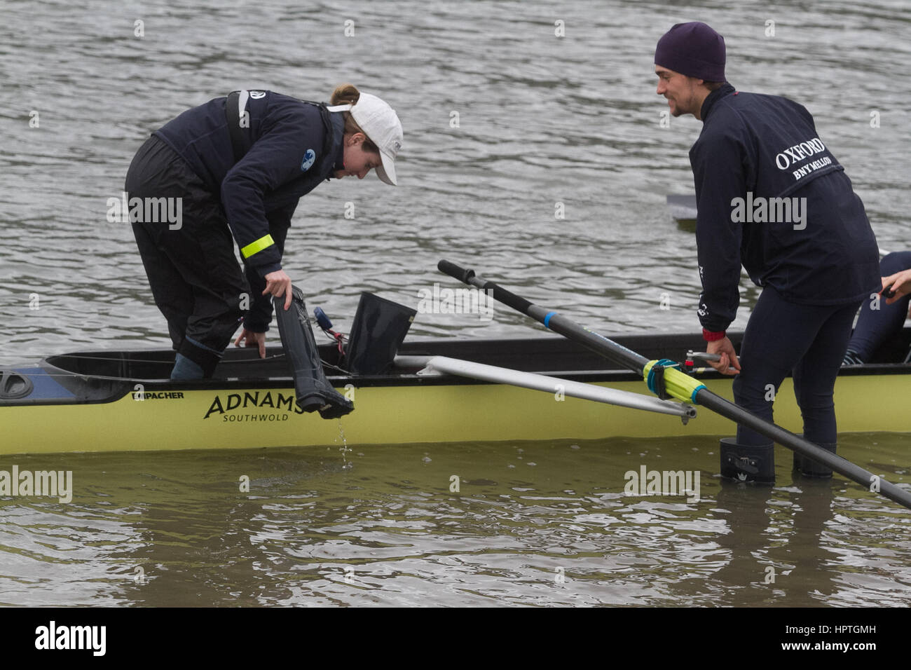 Thames rowing club in putney hi-res stock photography and images - Alamy