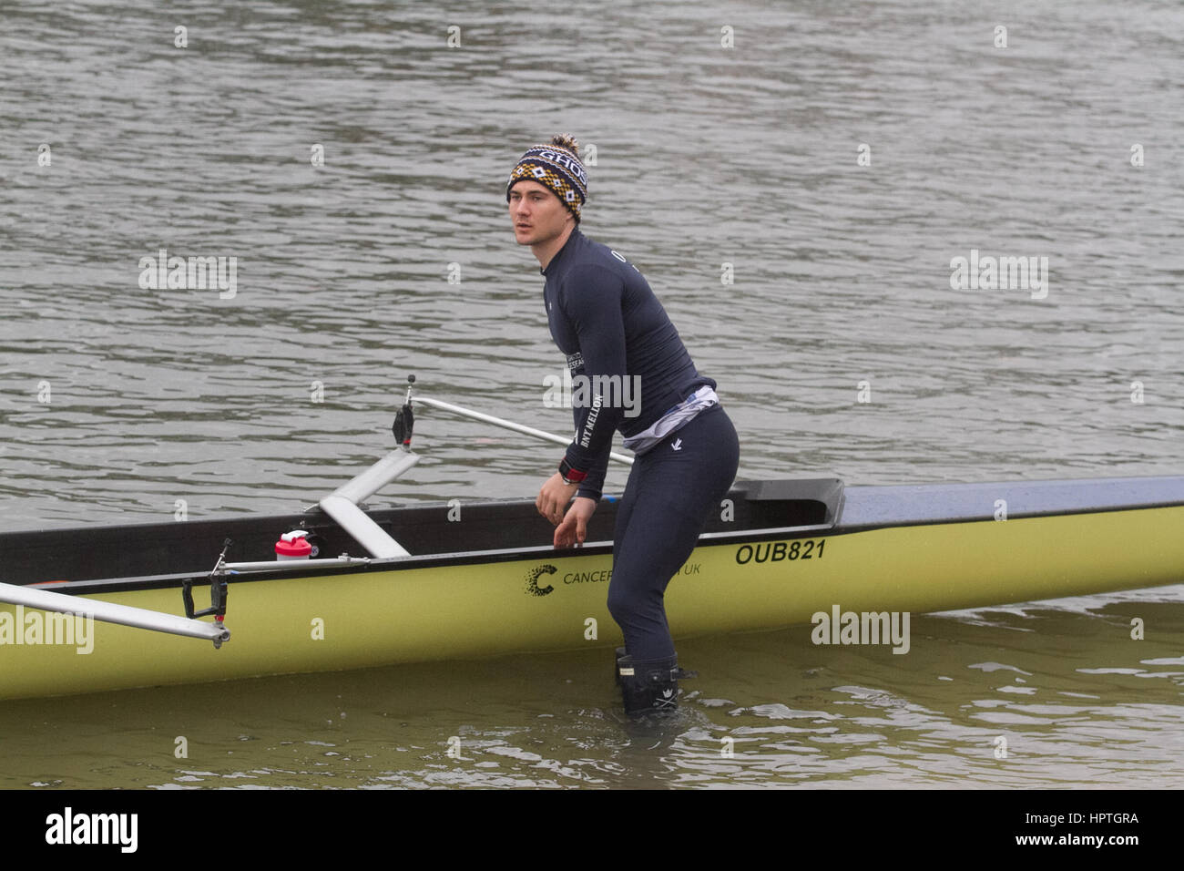 Thames rowing club in putney hi-res stock photography and images - Alamy