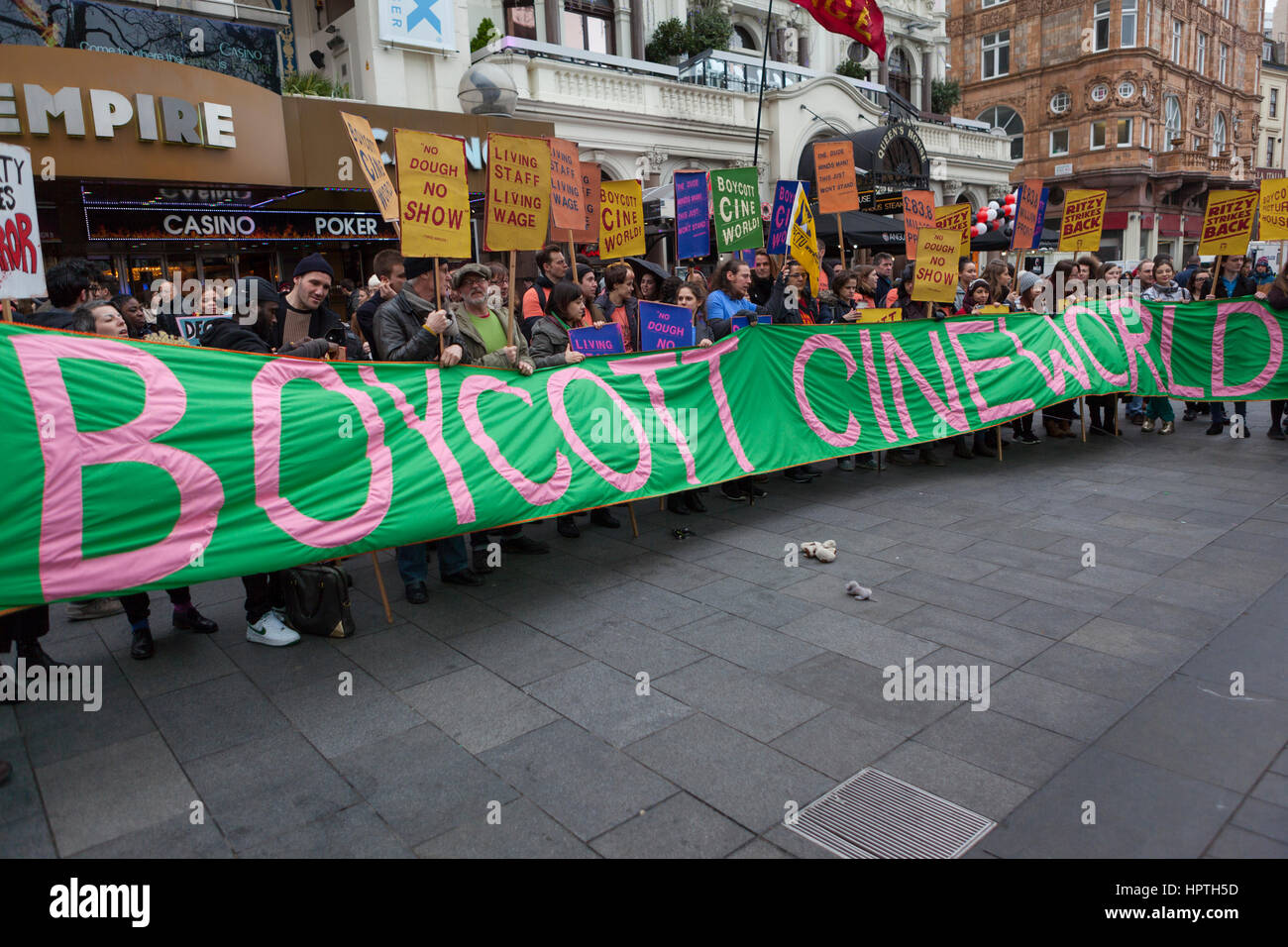 Cineworld cinema uk employee hi-res stock photography and images - Alamy