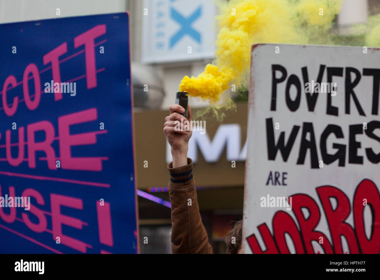 Cineworld cinema uk employee hi-res stock photography and images - Alamy