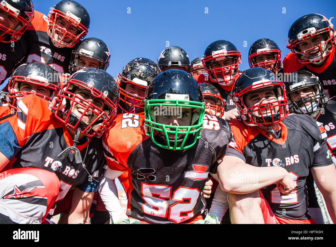 Team of American football players Stock Photo - Alamy