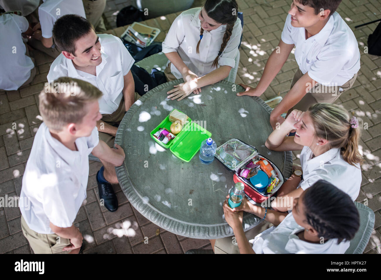 High school students having lunch break Stock Photo - Alamy