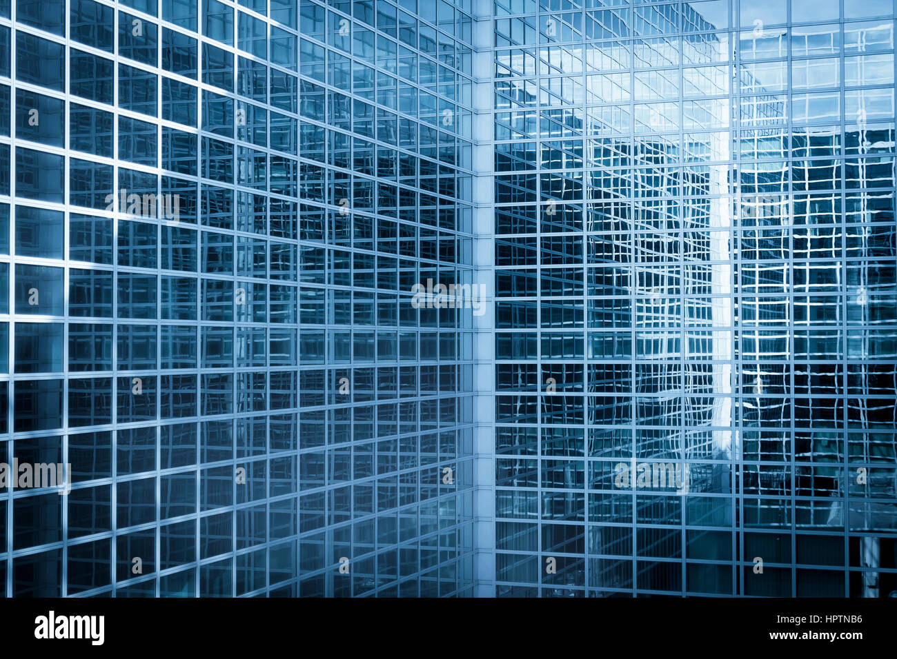Modern glass facade front view hi-res stock photography and images - Alamy