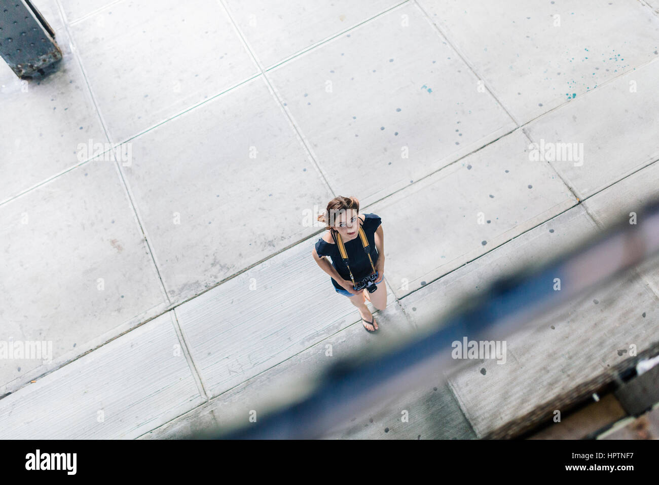 Crossing square hi-res stock photography and images - Alamy