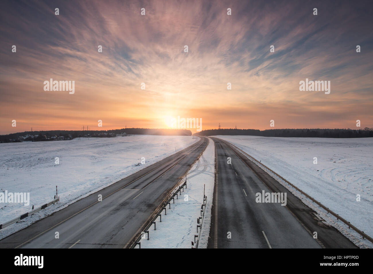 Highway road hi-res stock photography and images - Alamy
