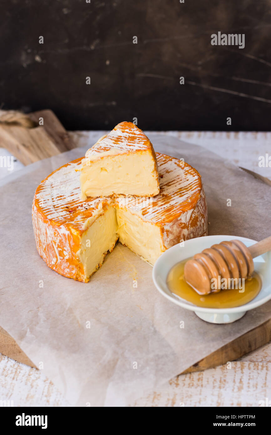 Soft ripened goat cheese hi-res stock photography and images - Alamy