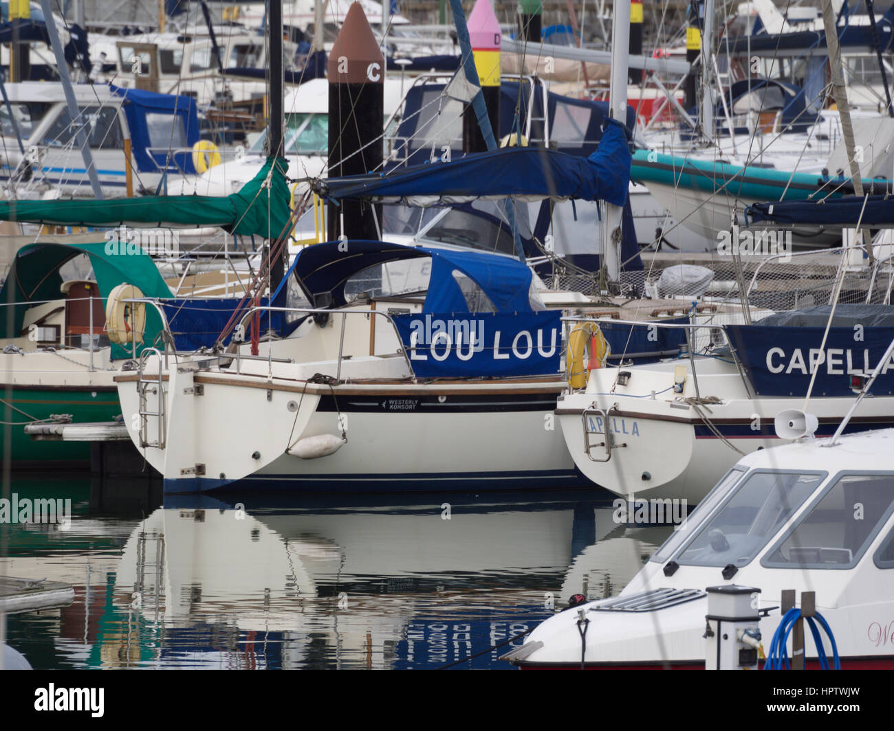 Mooring fees hi-res stock photography and images - Alamy