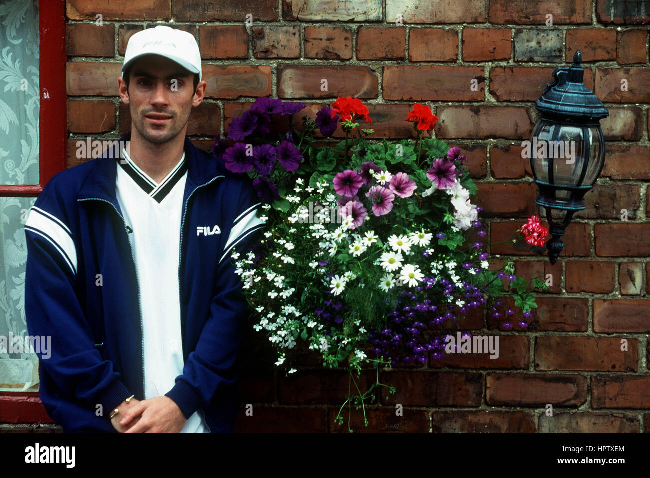 KEITH GILLESPIE NEWCASTLE UNITED F.C. 05 August 1998 Stock Photo - Alamy