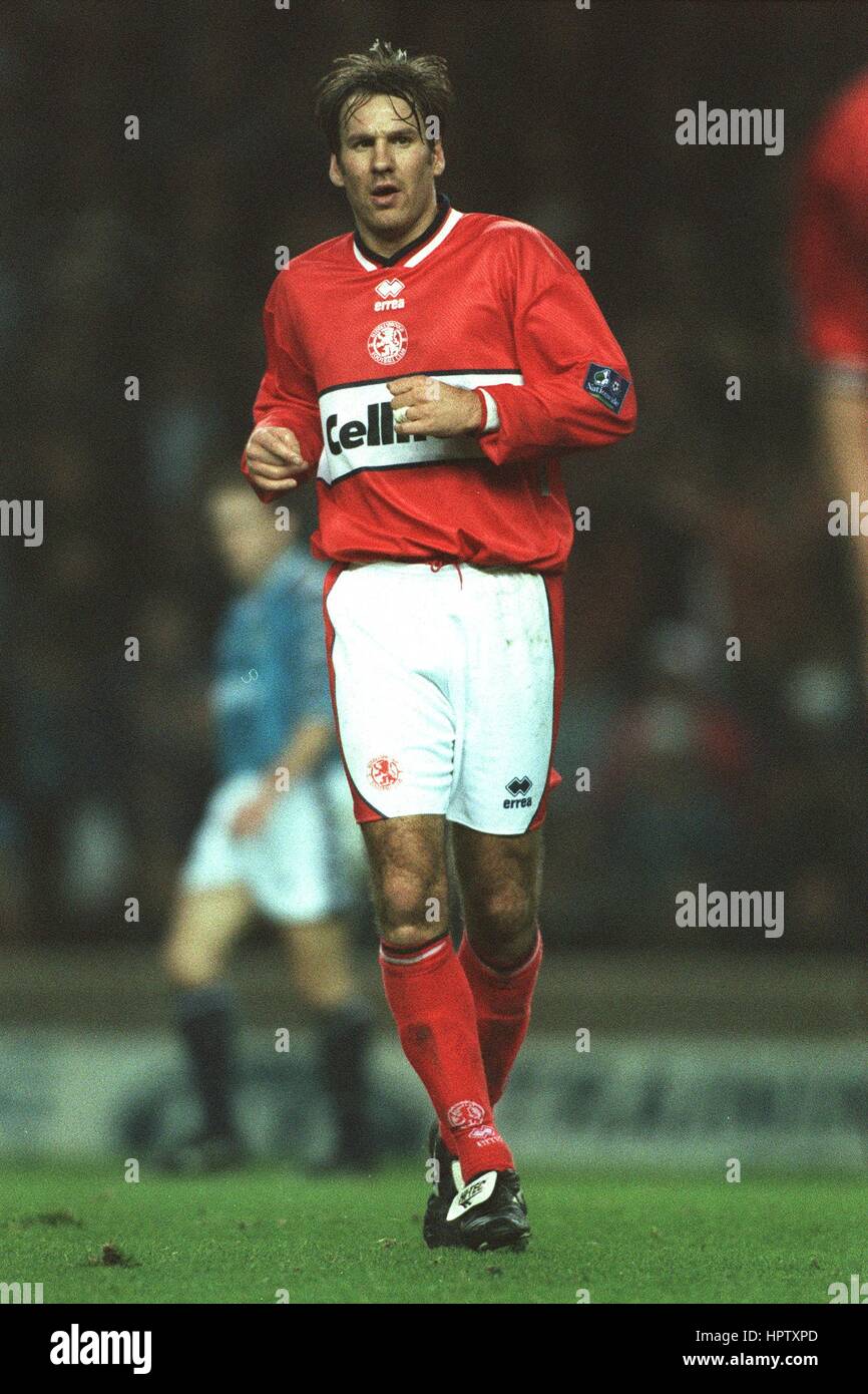 Paul merson 1998 hi-res stock photography and images - Alamy