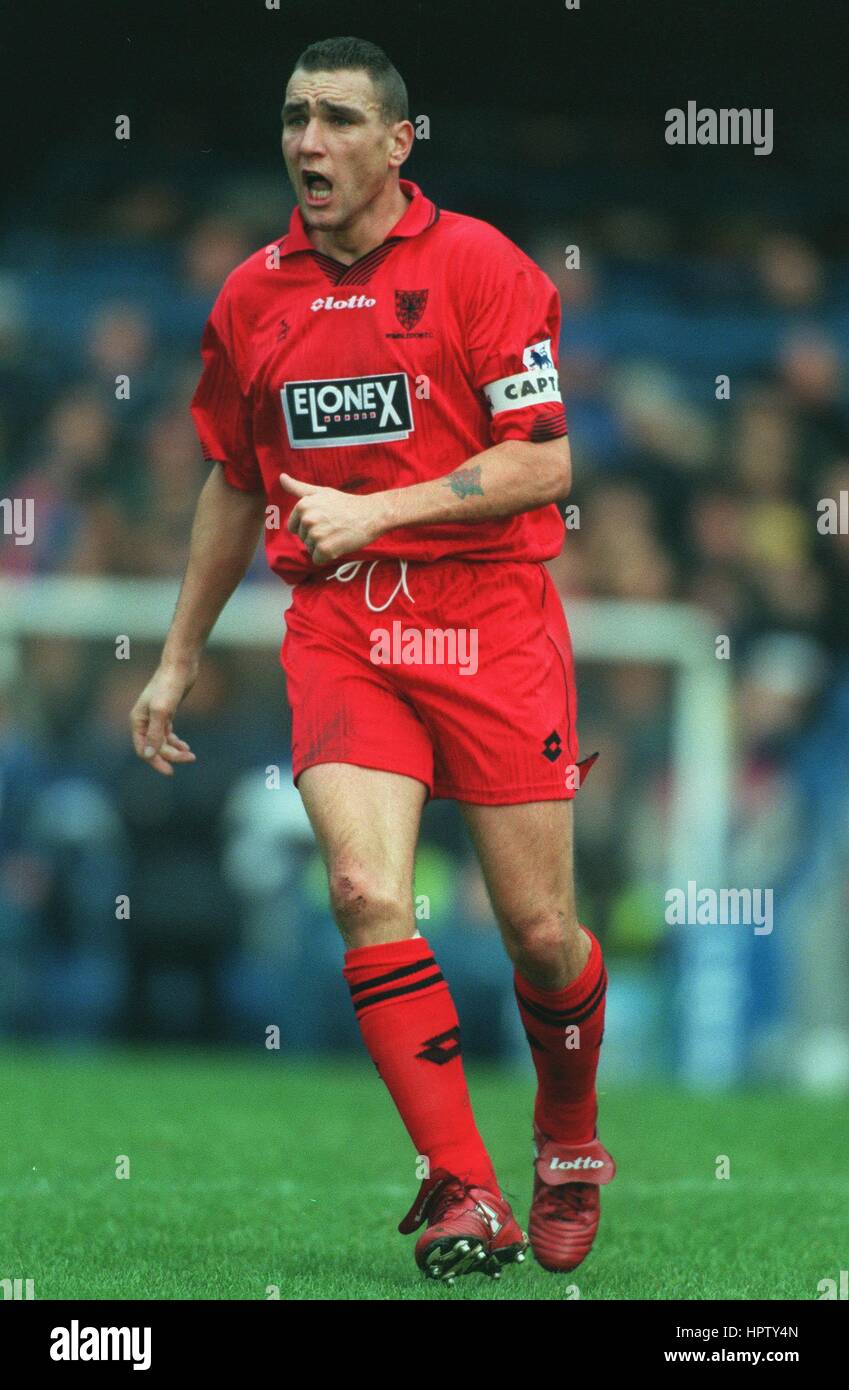 Vinnie jones hi-res stock photography and images - Alamy