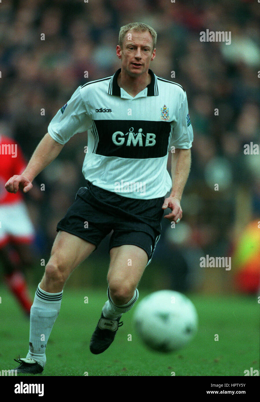 PAUL MOODY FULHAM FC 08 January 1998 Stock Photo - Alamy