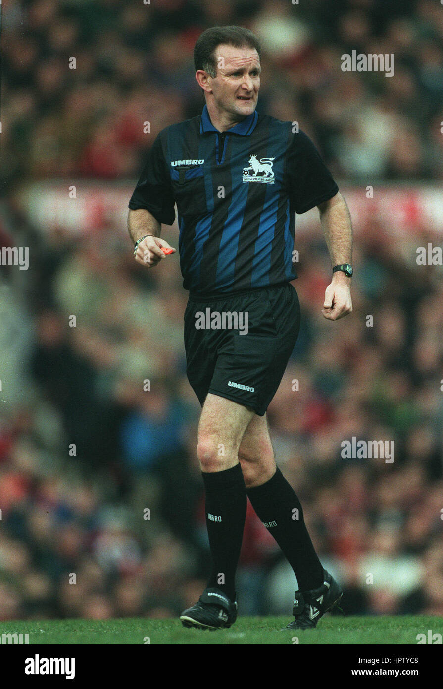 PAUL ALCOCK PREMIER LEAGUE REFEREE 12 January 1998 Stock Photo - Alamy