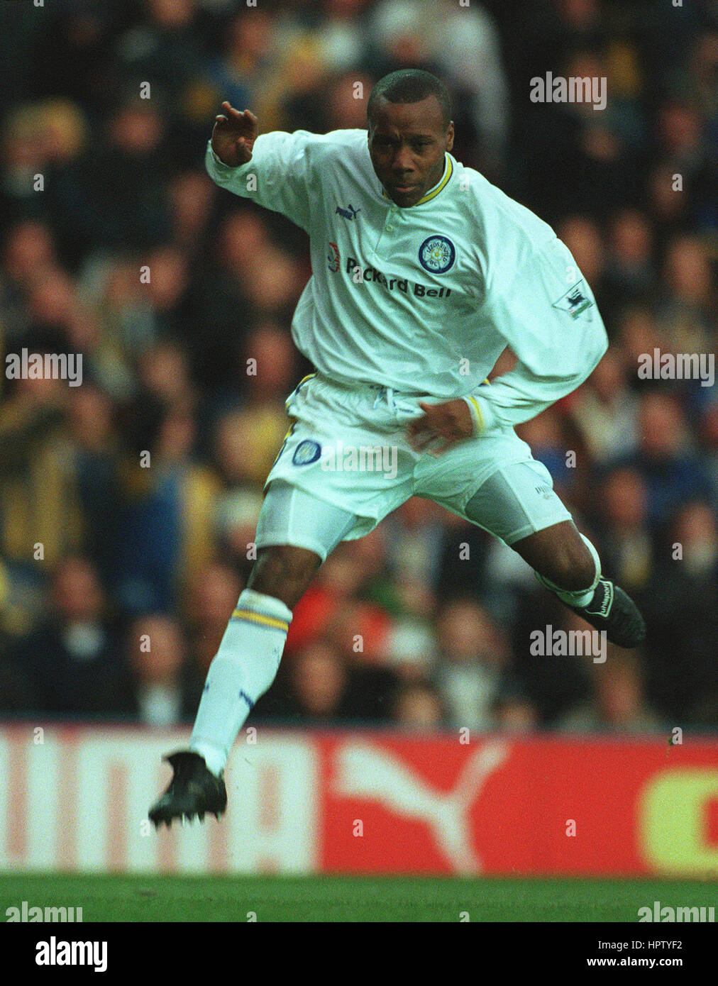 ROD WALLACE LEEDS UNITED FC 13 January 1998 Stock Photo - Alamy