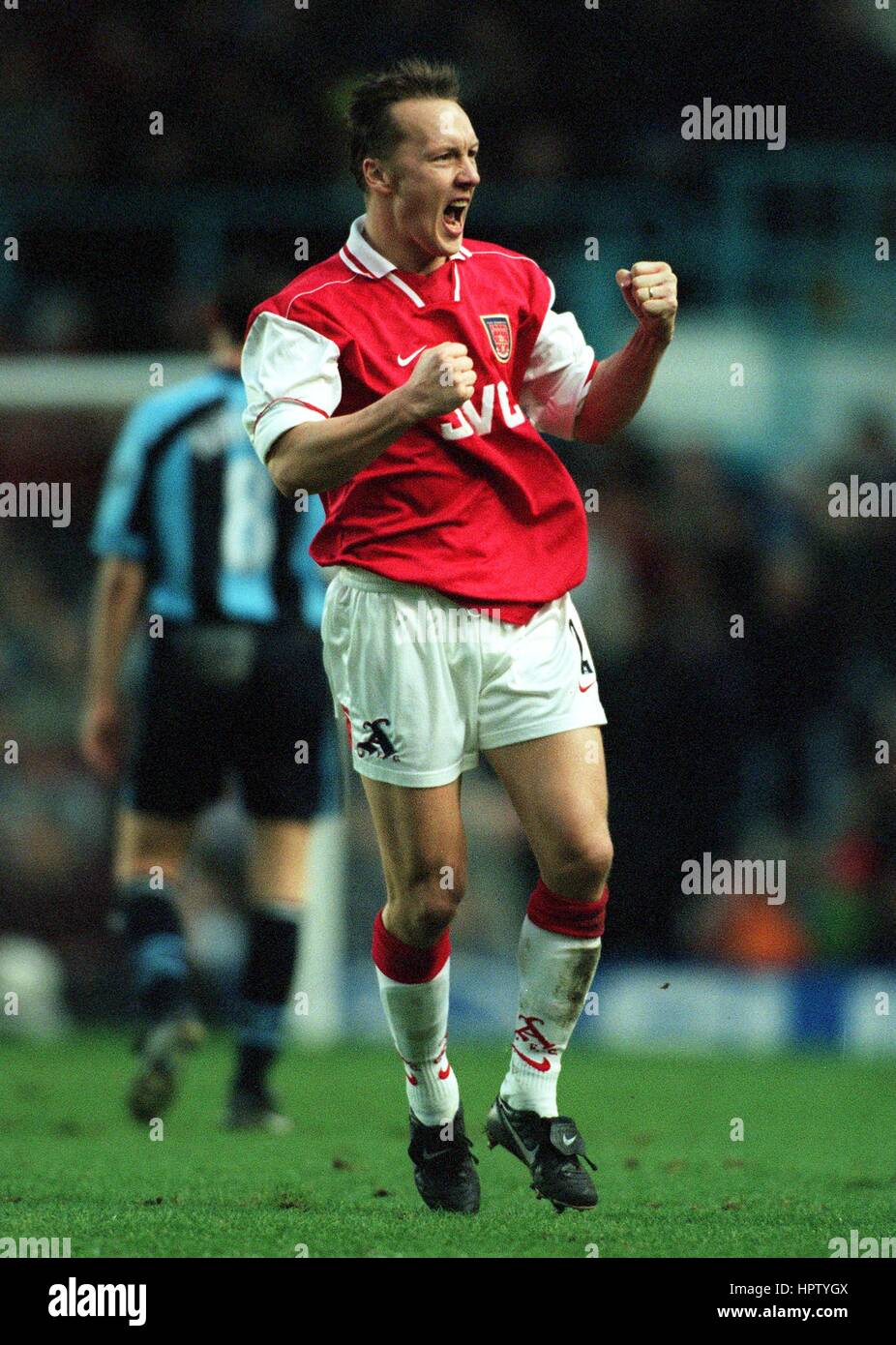 LEE DIXON ARSENAL FC 19 January 1998 Stock Photo - Alamy