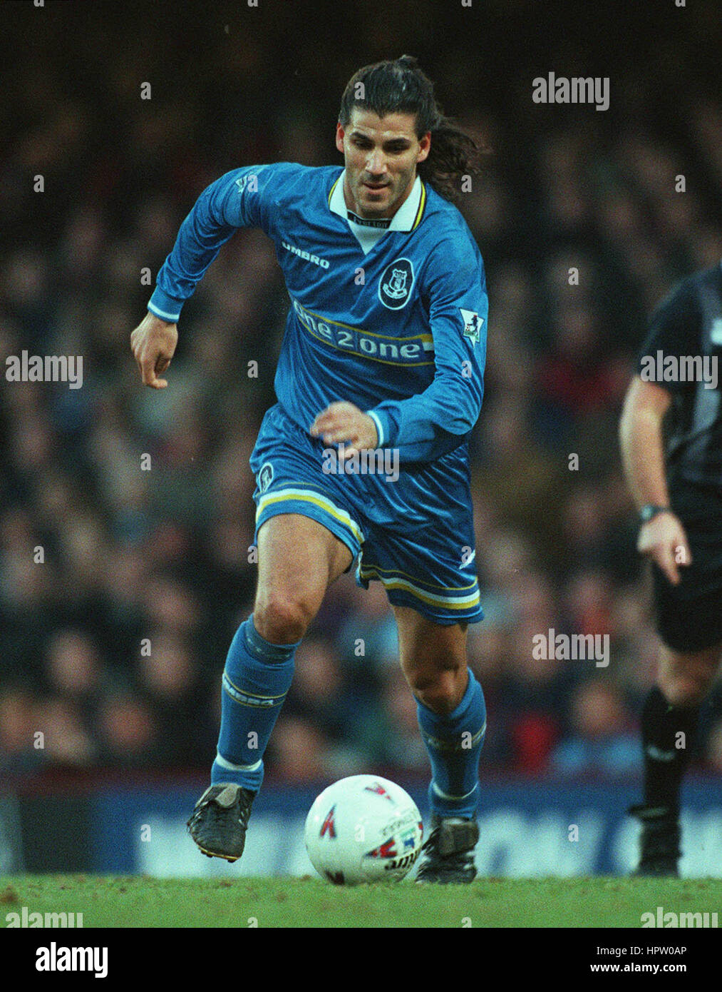 Madar everton hi-res stock photography and images - Alamy