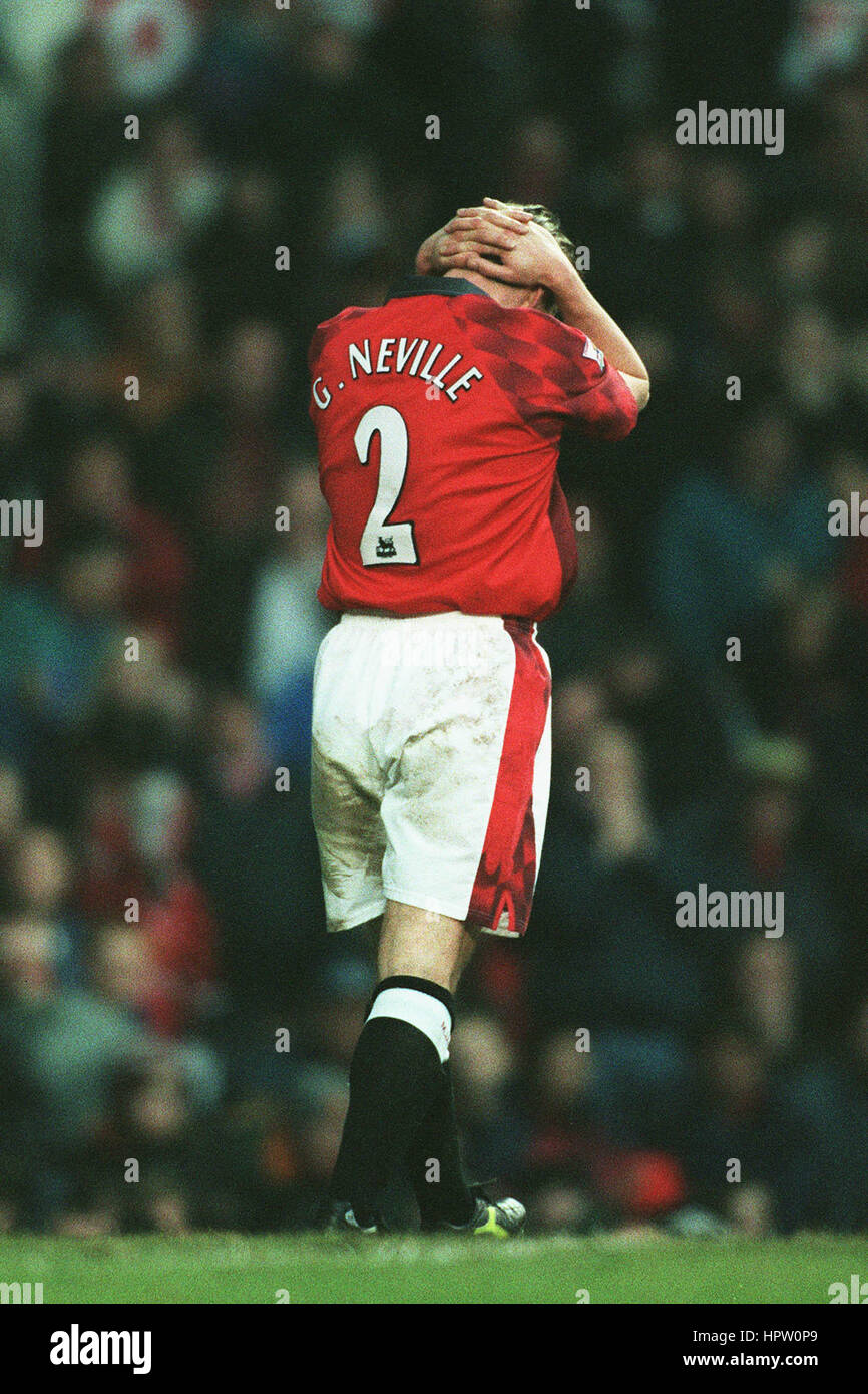 GARY NEVILLE MANCHESTER UNITED FC 09 February 1998 Stock Photo - Alamy