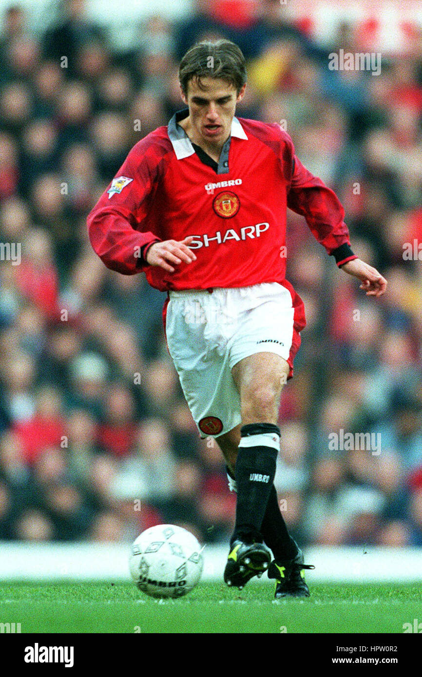 PHILIP NEVILLE MANCHESTER UNITED FC 09 February 1998 Stock Photo - Alamy