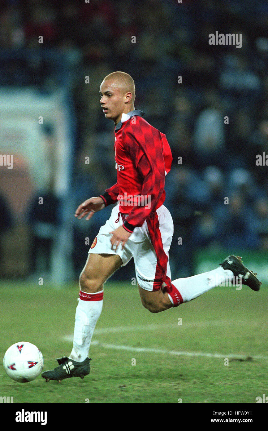 Wesley brown manchester united fc hi-res stock photography and images ...
