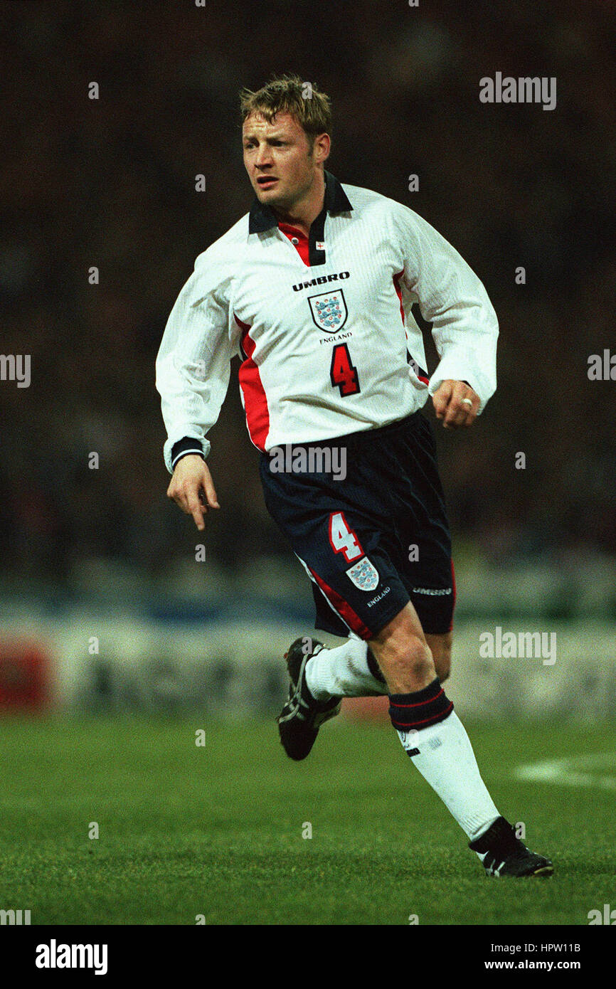 David batty 1998 hi-res stock photography and images - Alamy