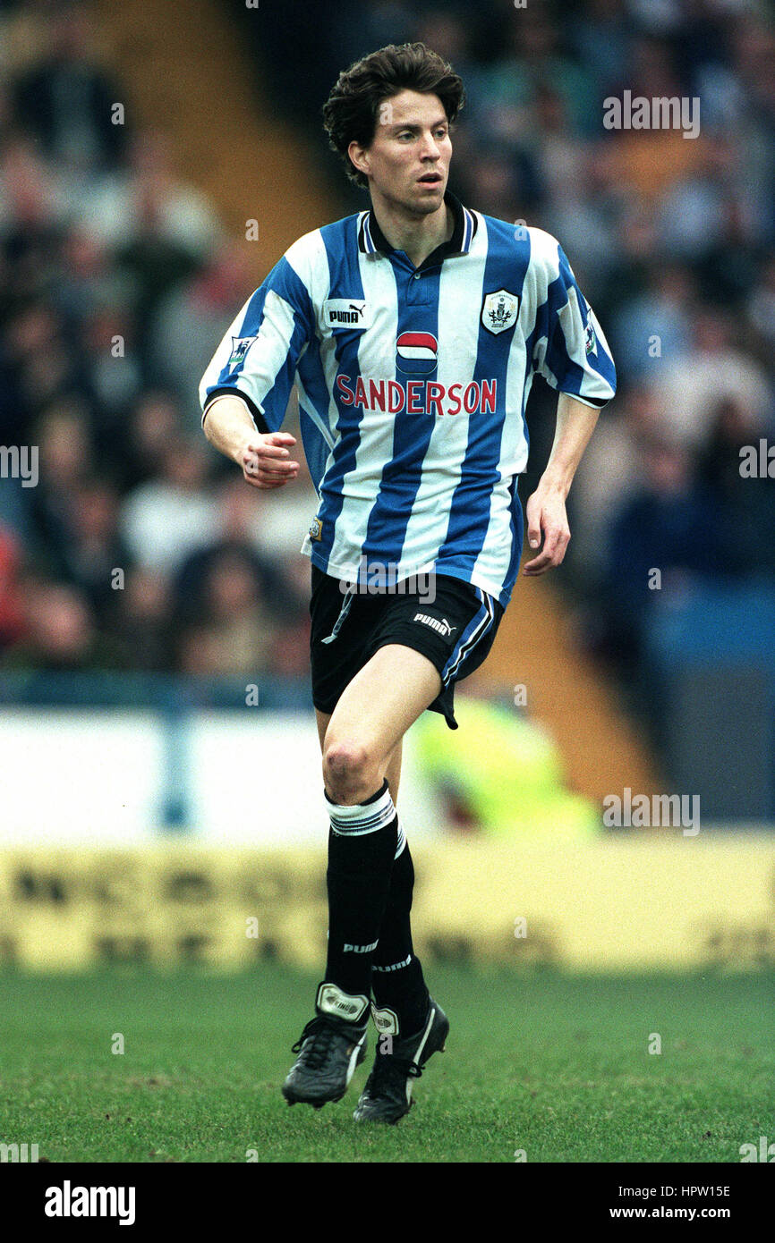 PETTER RUDI SHEFFIELD WEDNESDAY FC 16 February 1998 Stock Photo - Alamy