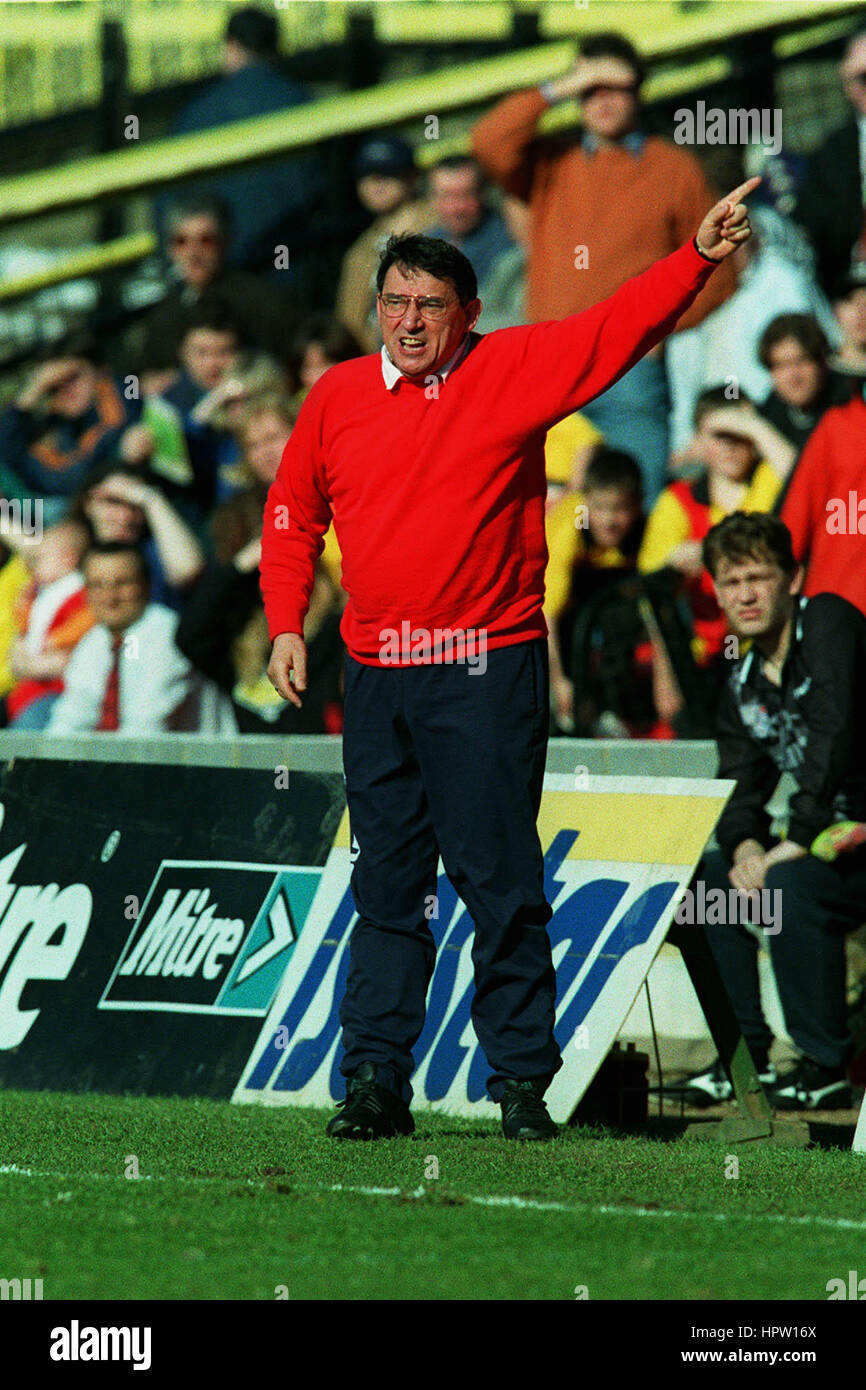 GRAHAM TAYLOR WATFORD FC MANAGER 16 February 1998 Stock Photo - Alamy