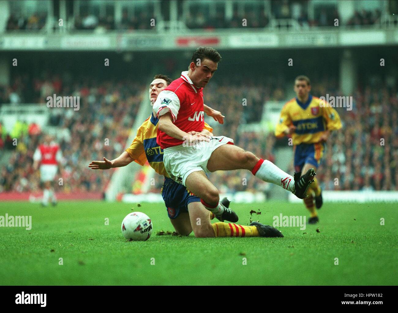 Arsenal overmars hi-res stock photography and images - Alamy Arsenal overmars hi-res stock photography and images - Alamy