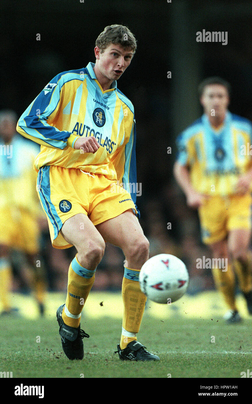 TORE ANDRE FLO CHELSEA FC 23 February 1998 Stock Photo - Alamy