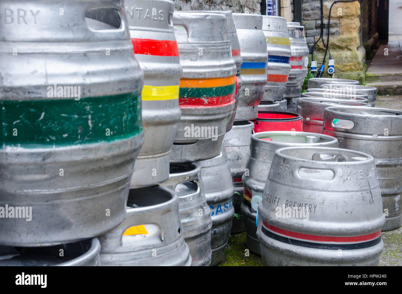 Stacked barrels hi-res stock photography and images - Alamy