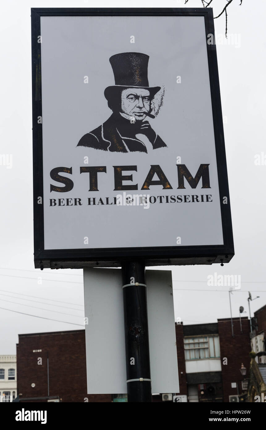 Pub sign railway hi-res stock photography and images - Alamy