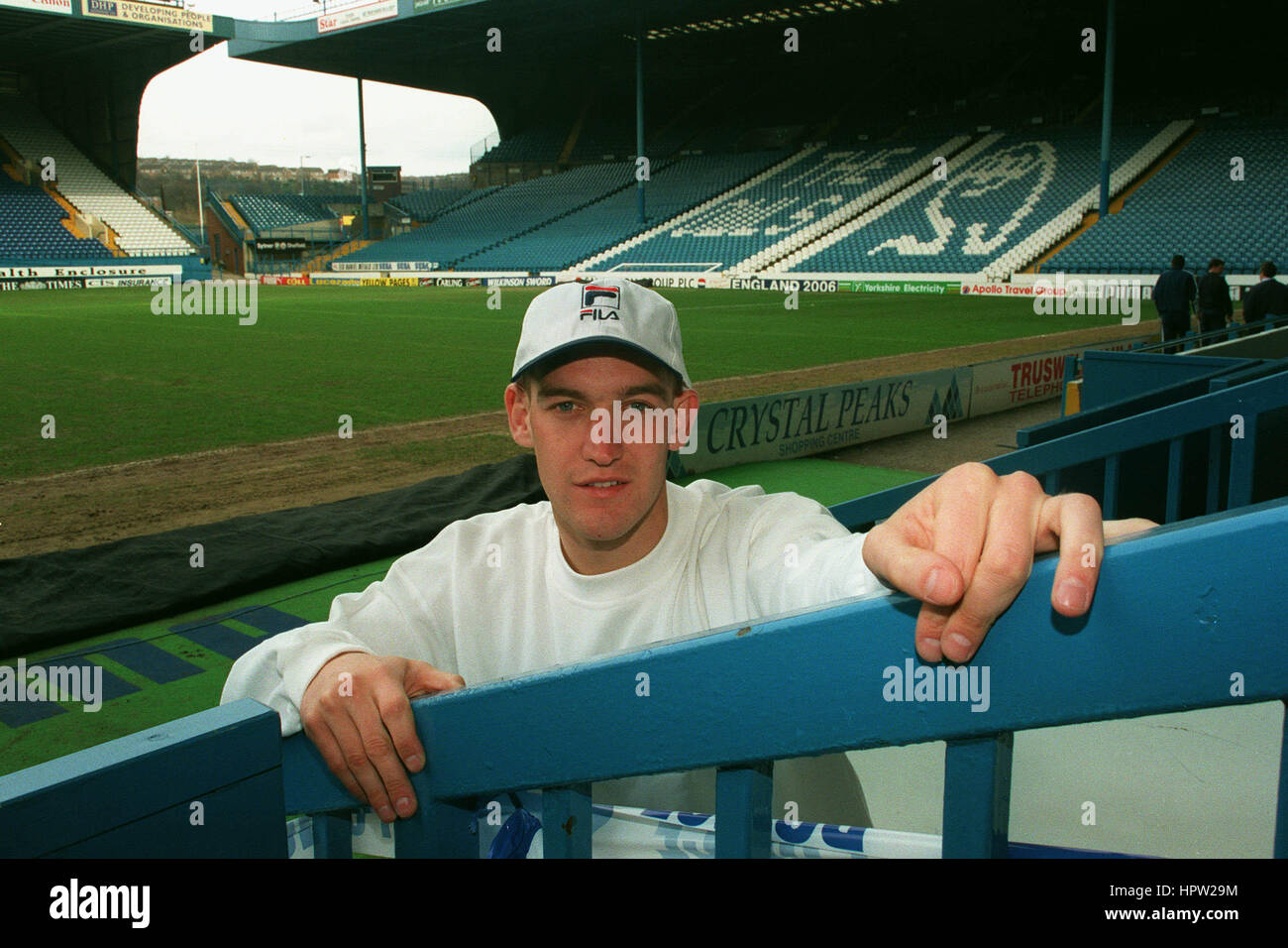 ANDY BOOTH SHEFFIELD WEDNESDAY FC 19 March 1998 Stock Photo - Alamy