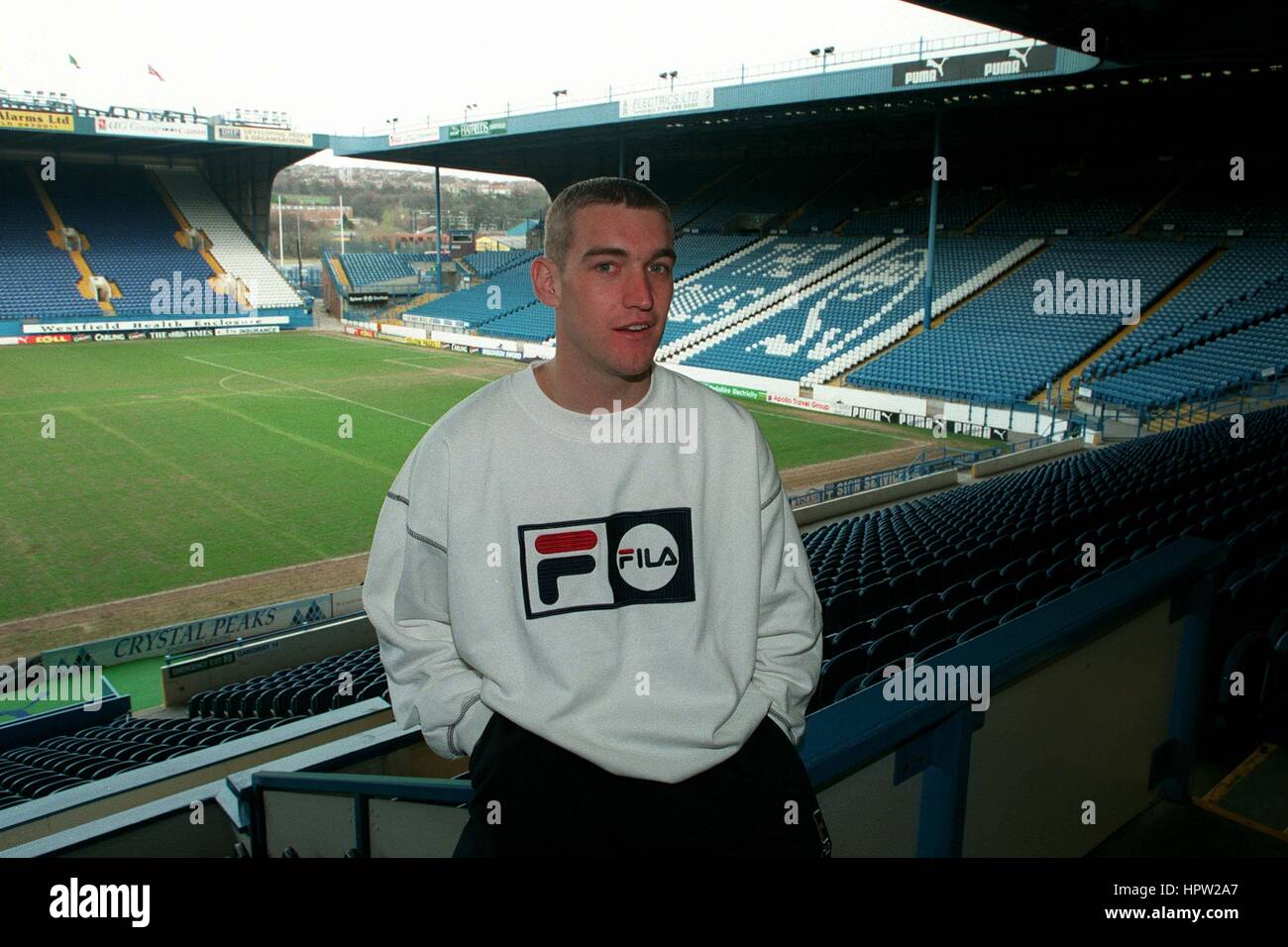 ANDY BOOTH SHEFFIELD WEDNESDAY FC 19 March 1998 Stock Photo - Alamy