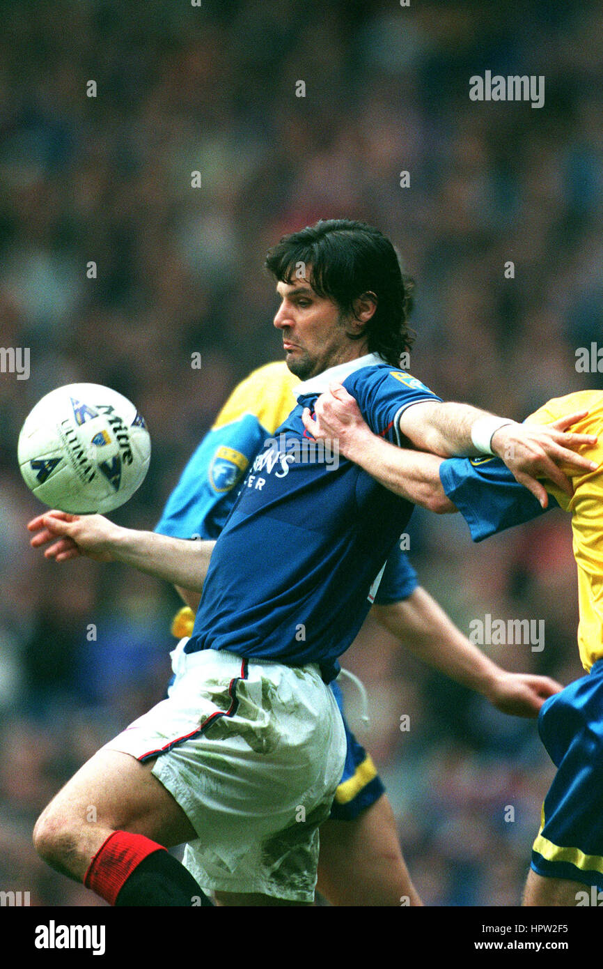 MARCO NEGRI GLASGOW RANGERS FC 23 March 1998 Stock Photo - Alamy