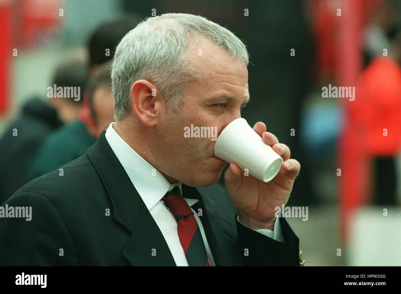 Peter reid sunderland manager hi-res stock photography and images - Alamy
