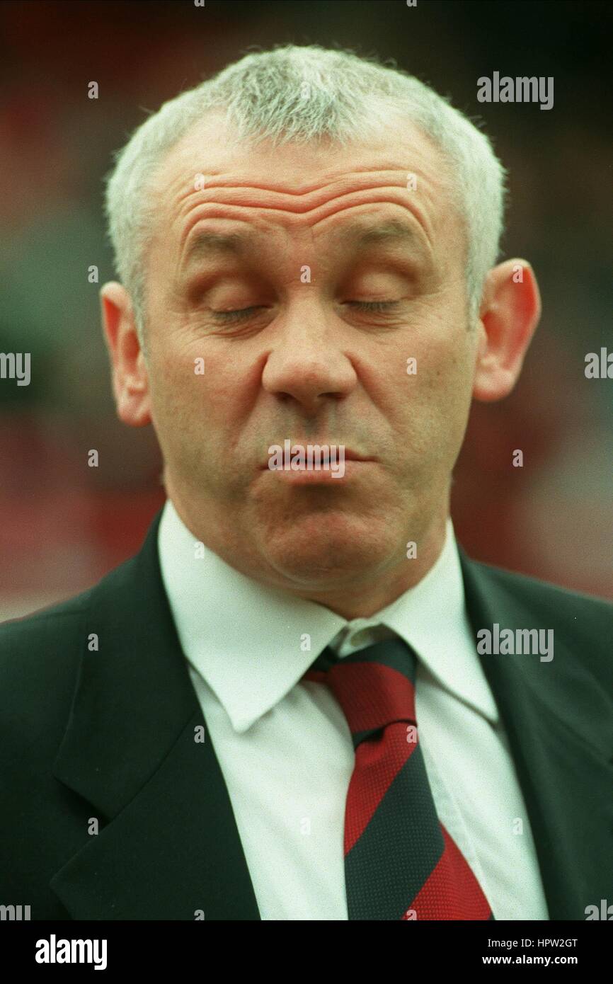 Peter reid sunderland manager hi-res stock photography and images - Alamy