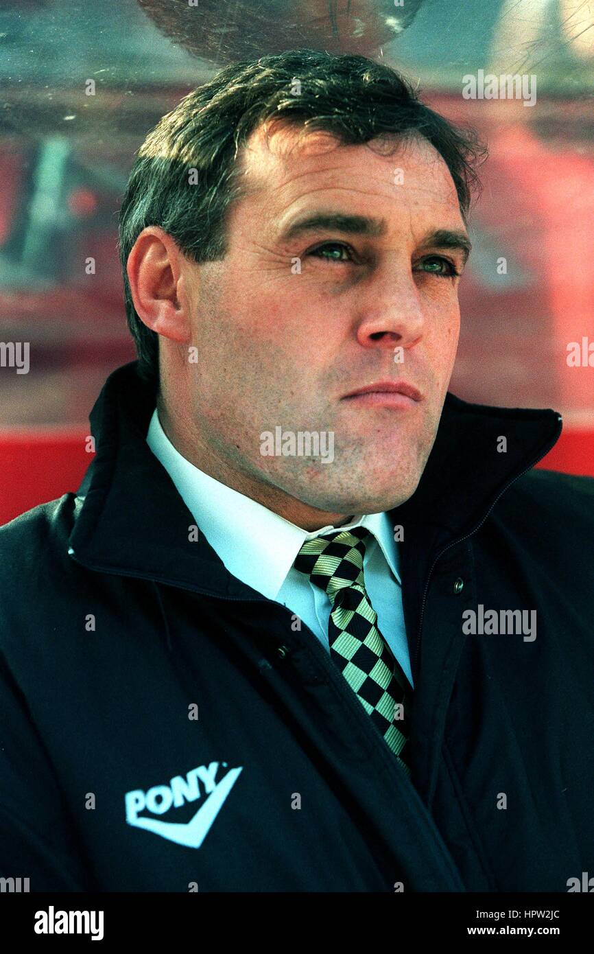 Is dave jones hi-res stock photography and images - Alamy